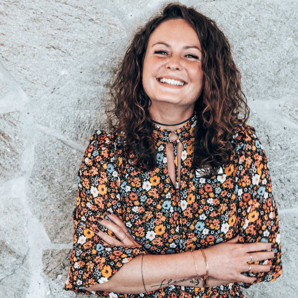 Kristina Wolf - Rezeptionsmitarbeiter - Arosa Bergbahnen | XING