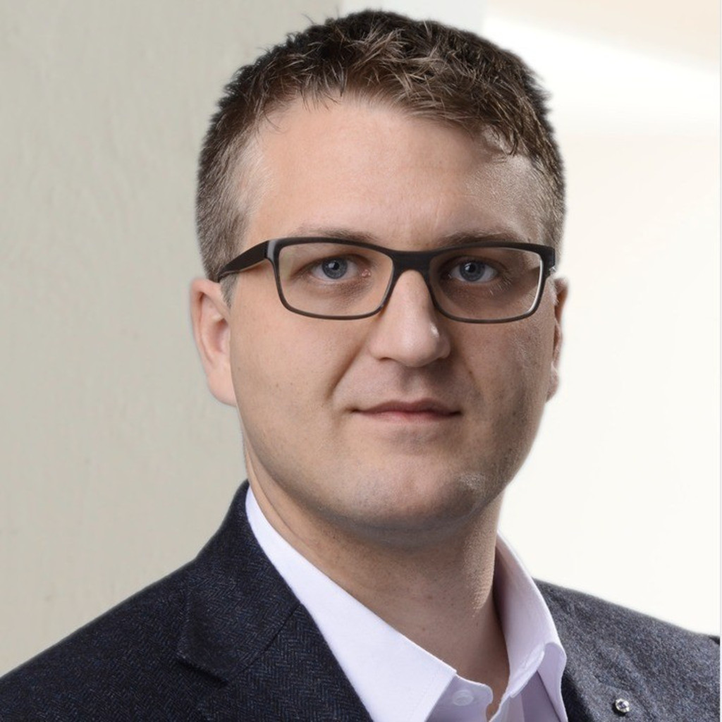 Jörg Krummenacher - Creative Director - KOMMPAKT AG (ehemalige S&W ... Jörg Krummenacher - Creative Director - KOMMPAKT AG (ehemalige S&W ...