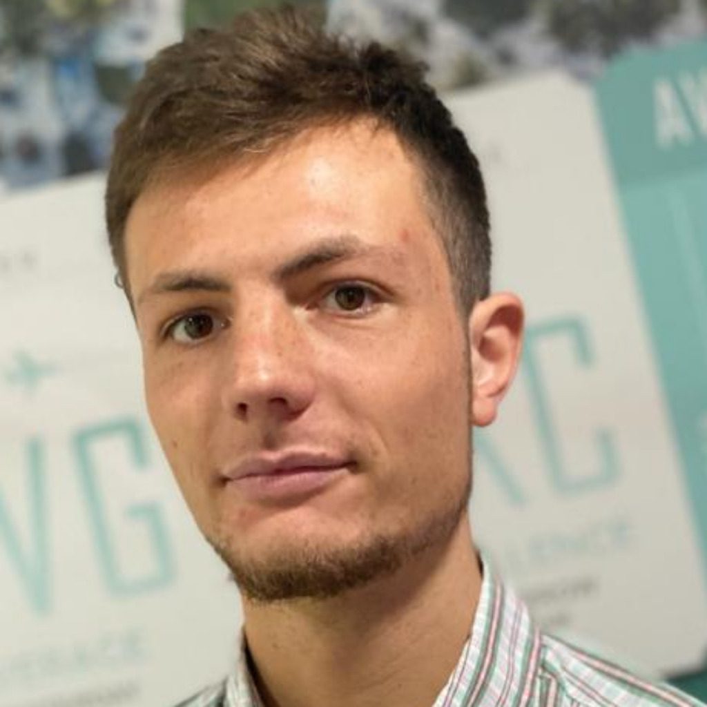 Michael Lorenz - Agenturleiter - Deutsche Vermögensberatung | XING