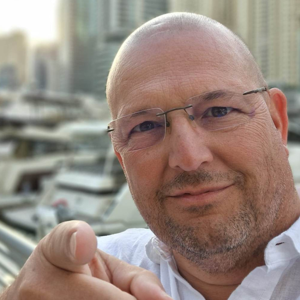 Joachim Kuehs - Geschäftsführer - JKNM | XING