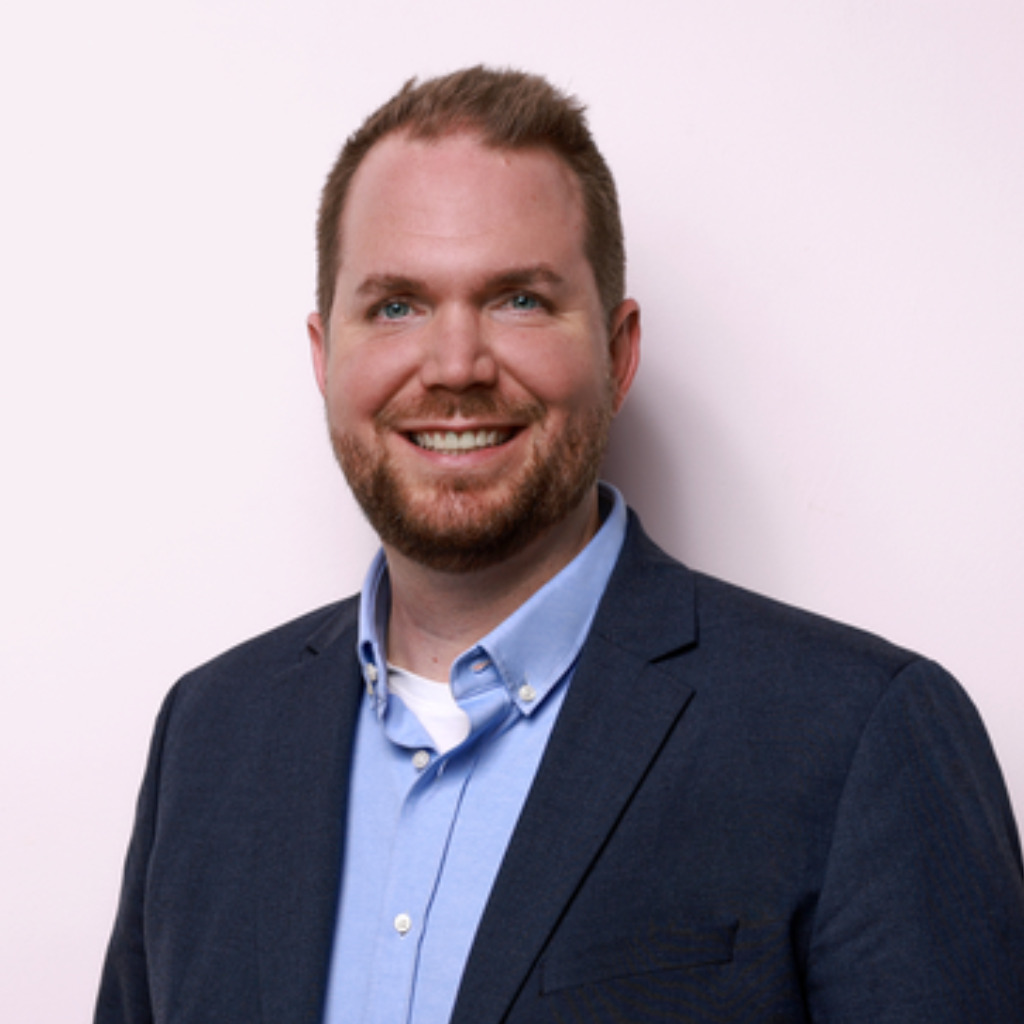 Nicolas James Topp - Sales Trainer - KRONGAARD GmbH | XING