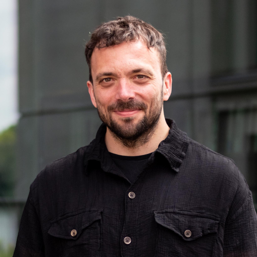 Christian Ram - UI & UX Designer, Senior Art Director - Strichpunkt ...