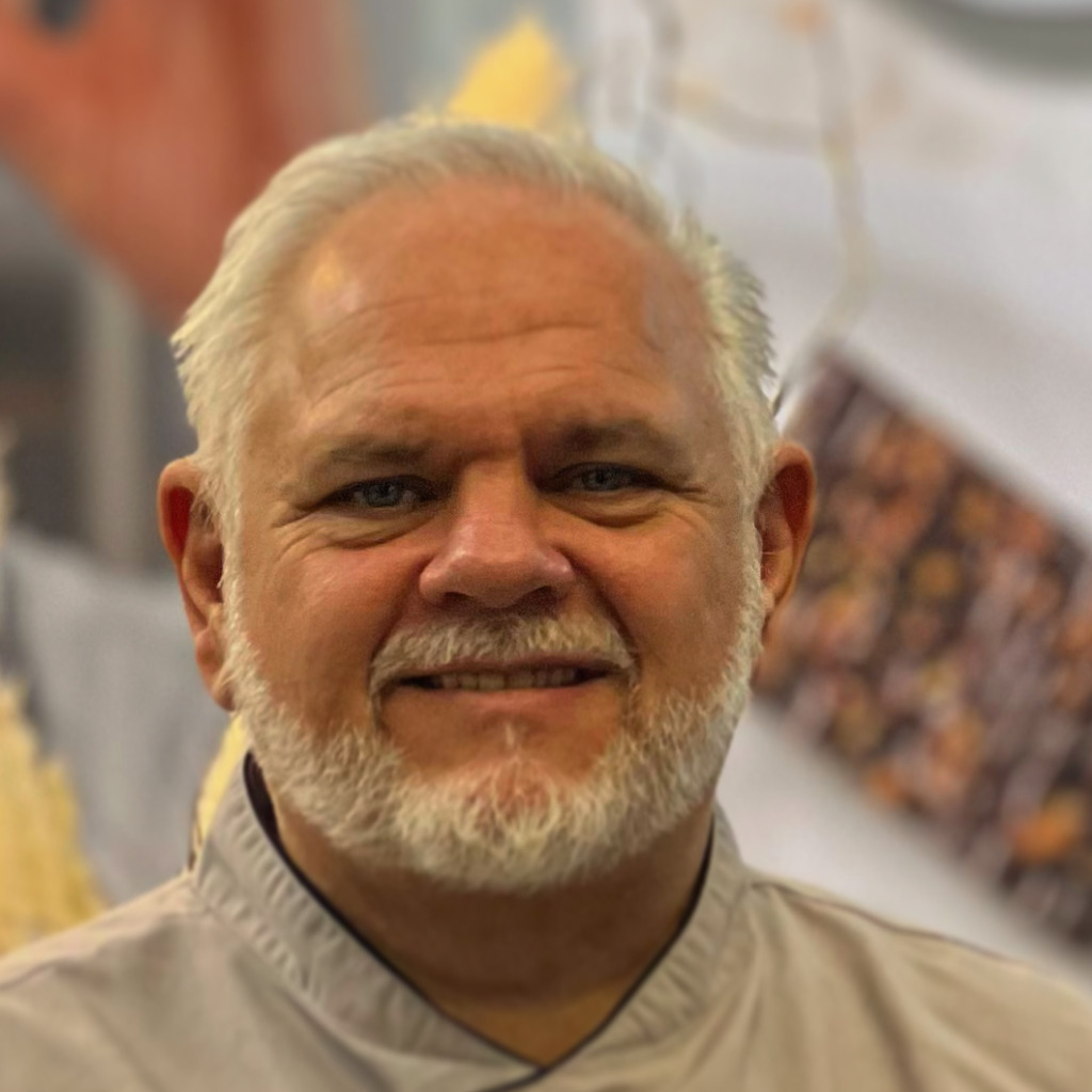 Michael Steege - Leiter Einkauf - DeWiBack Handels GmbH | XING