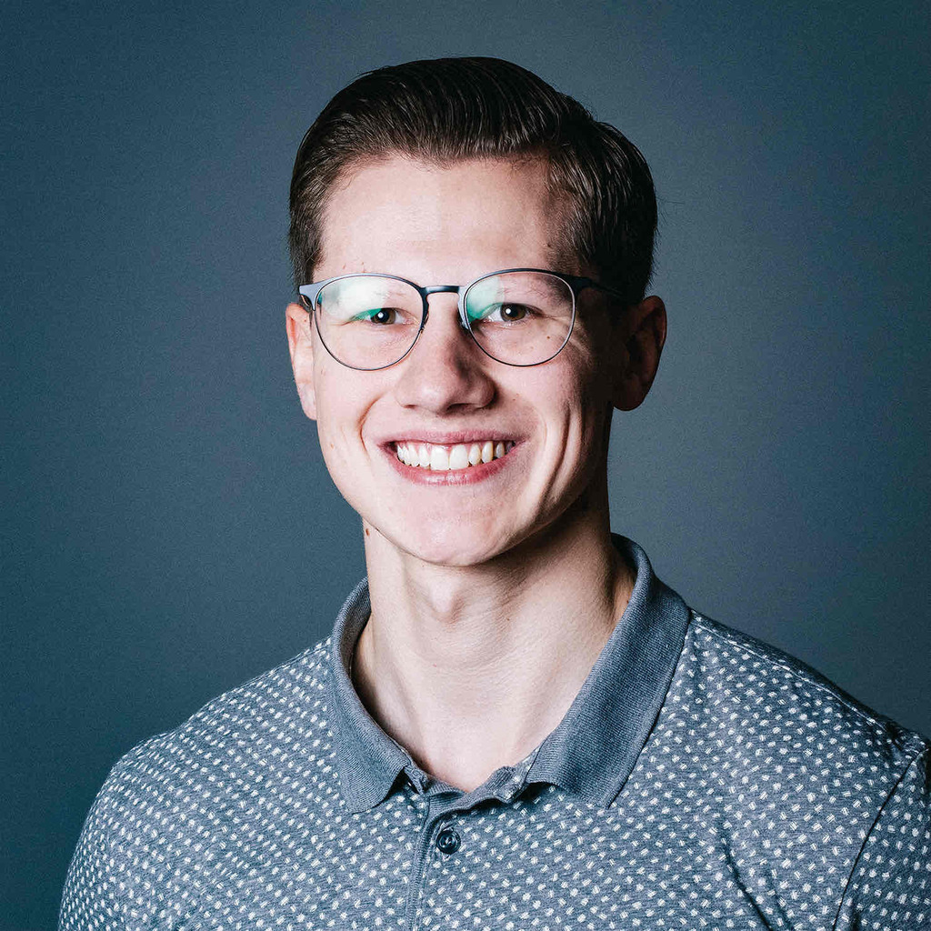 Grell aus Lübeck in der Personensuche von Das Telefonbuch