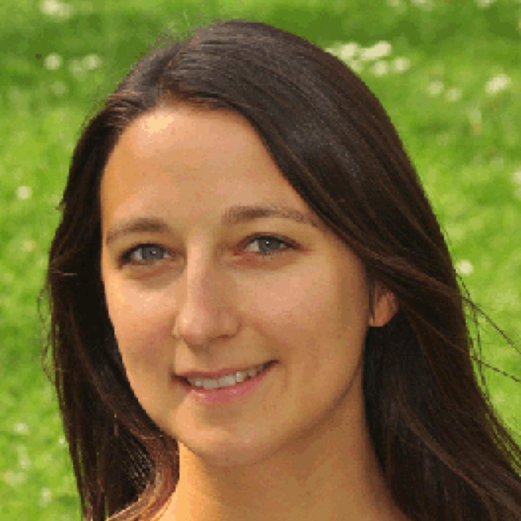 Nadine Kern's Instagram, Twitter & Facebook on IDCrawl