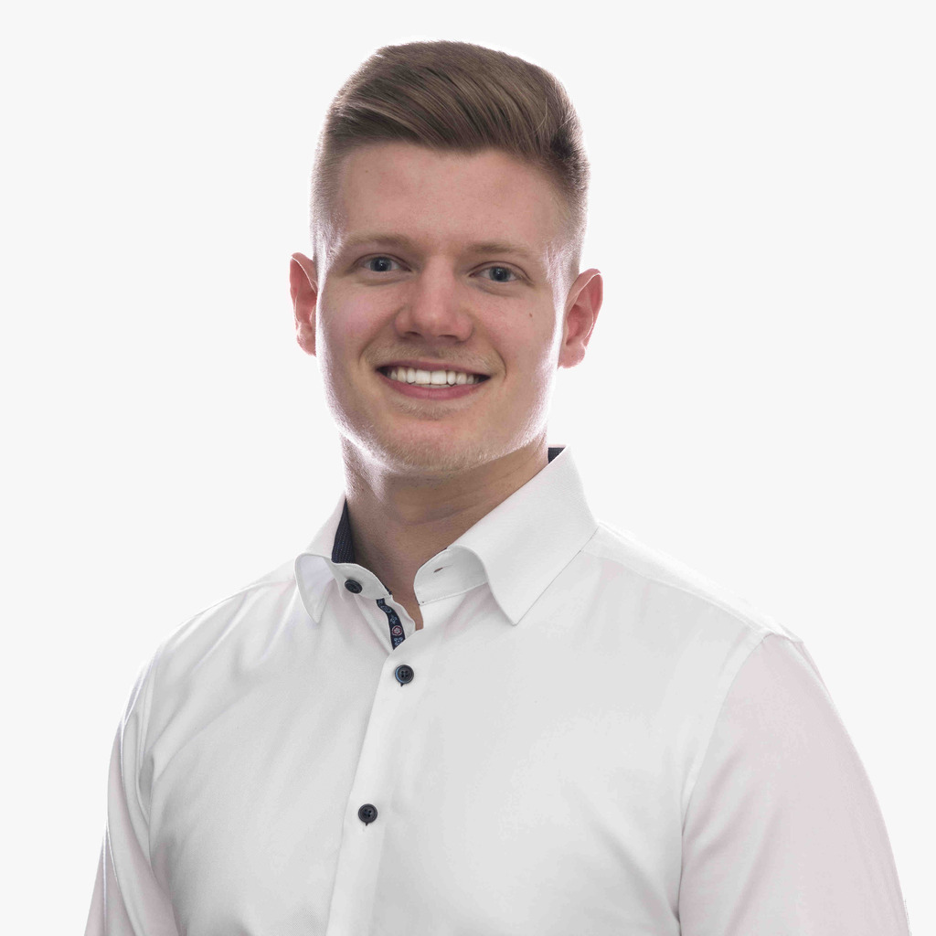 Steven Wichmann - Assistant Store Manager - dm-drogerie markt ...