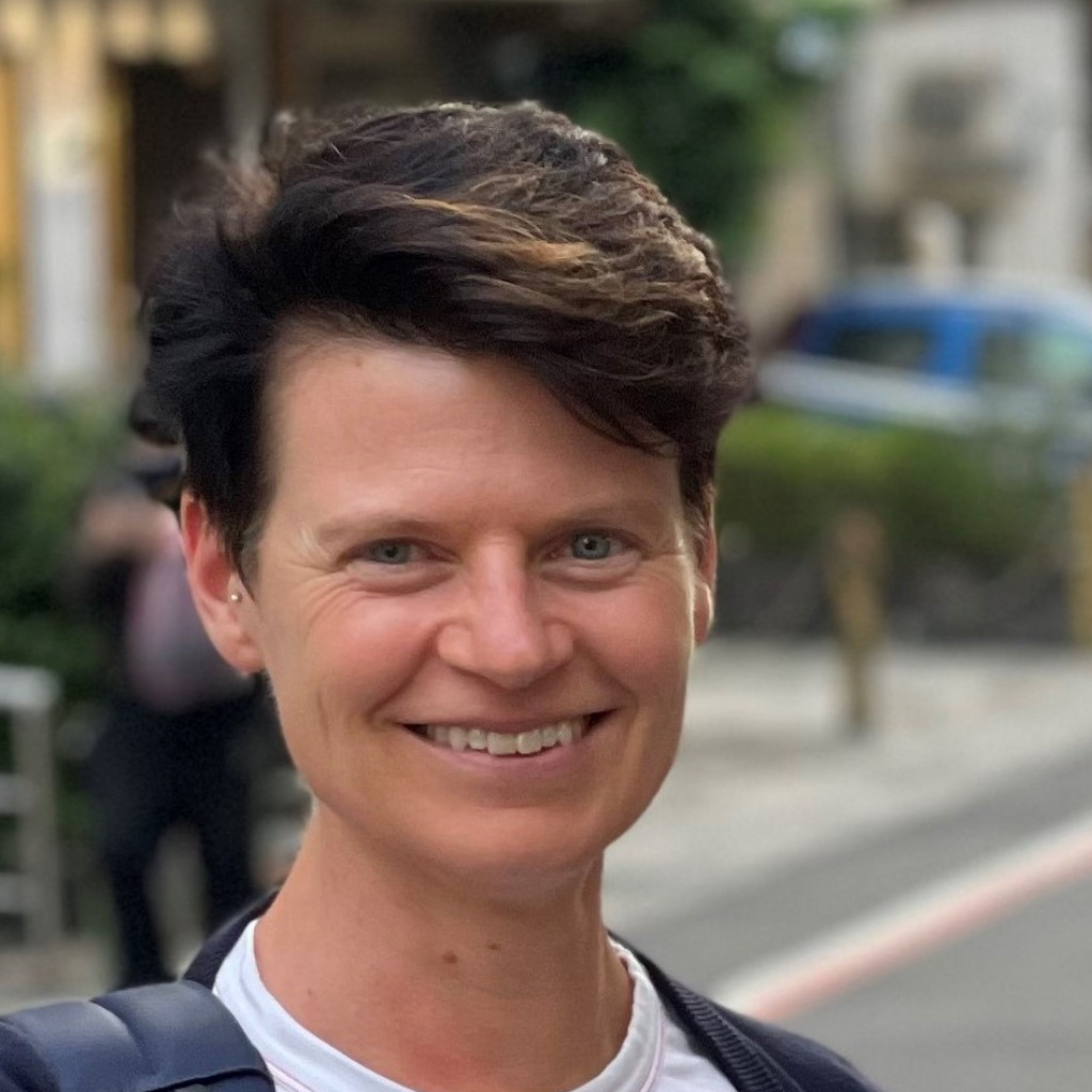 Silke Gegenfurtner - Director Global Sourcing & Supply Chain Management ...