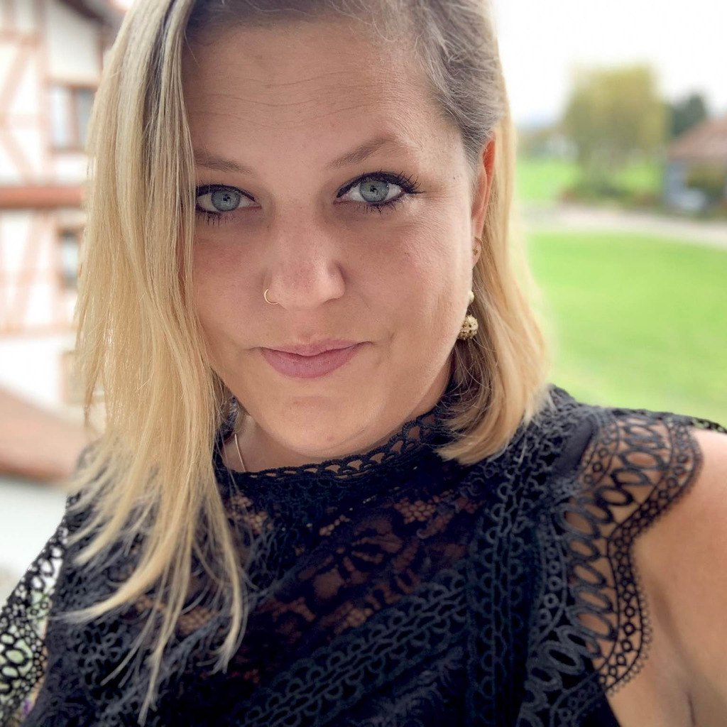 Rebecca Sigloch - Product Owner Customer Portal & UX - Sto SE & Co ... Rebecca Sigloch - Product Owner Customer Portal & UX - Sto SE & Co ...