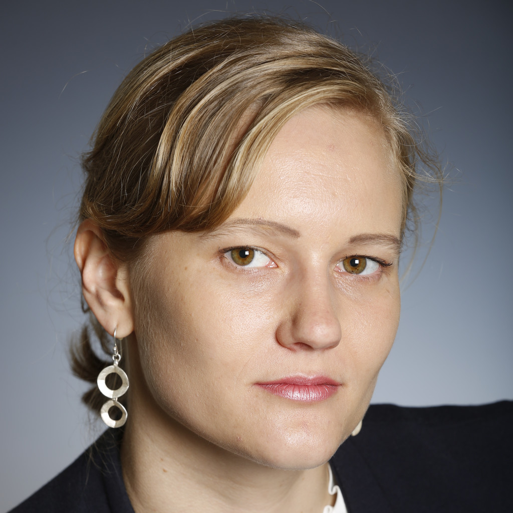 Sophie Roth's Instagram, Twitter & Facebook on IDCrawl