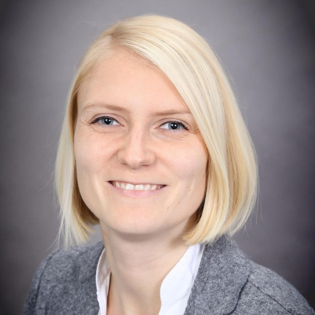 Stefanie Hartmann - Referentin Business Intelligence - Produkte und ...