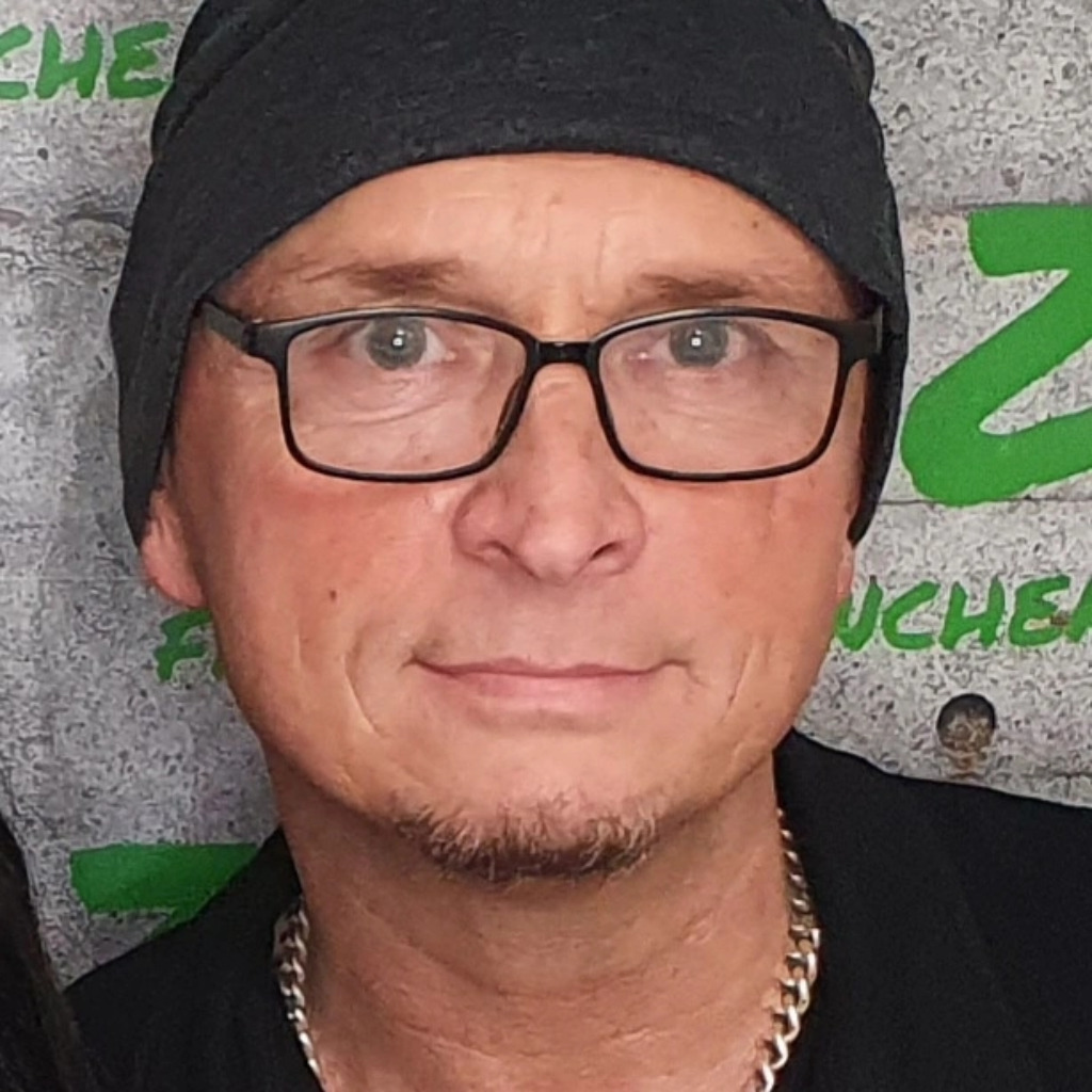 Robert Budzinski - Inhaber, Friseurmeister - BUDZ FRISEURE - Kompetenz ...