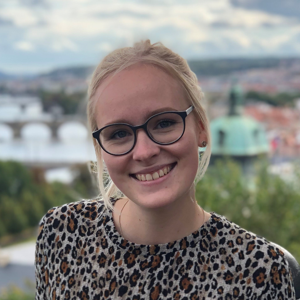 Barbara Weyer - Recruitment und Employer Branding - amedes-Gruppe | XING