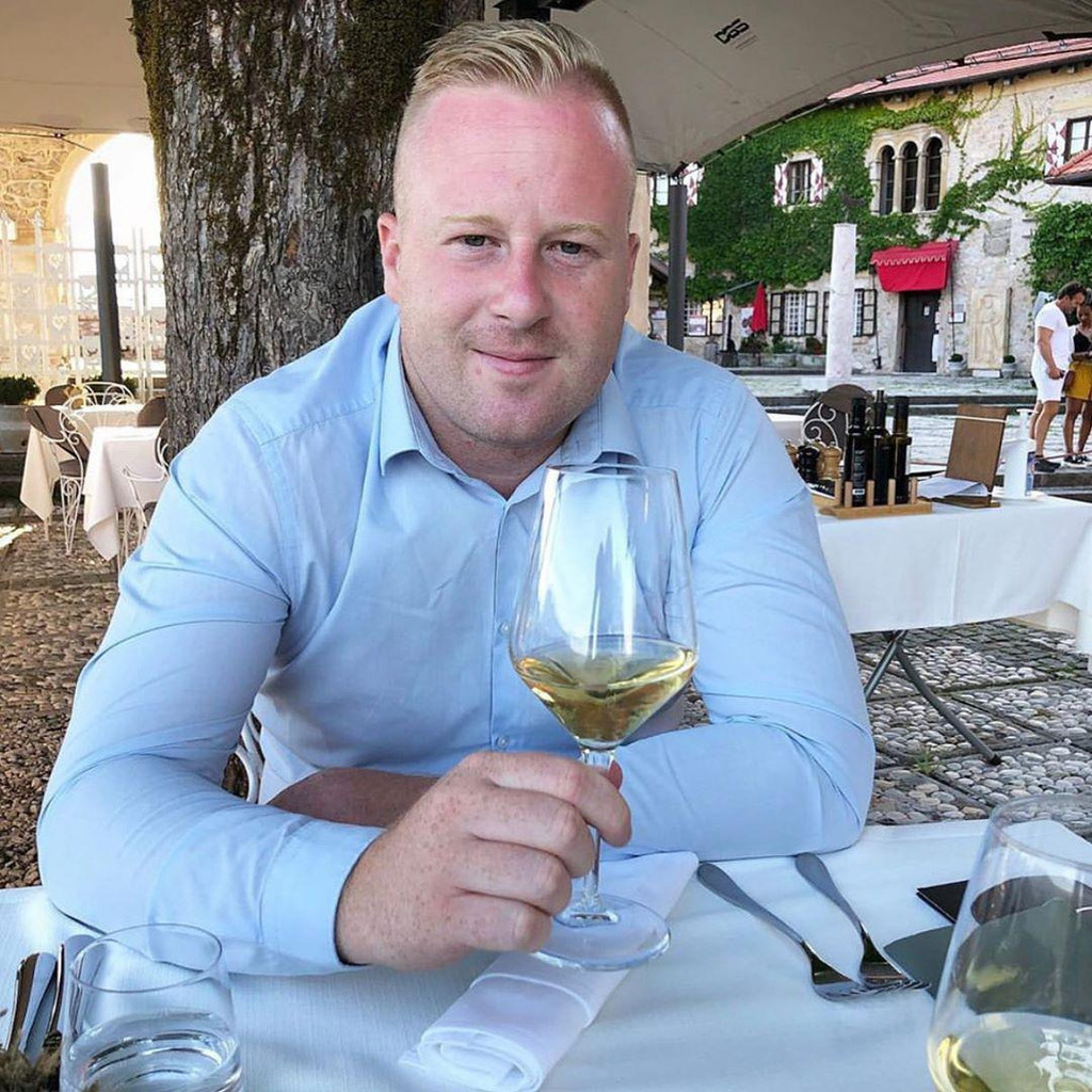 Robinson Richard - Account Manager - Bitcoin | XING