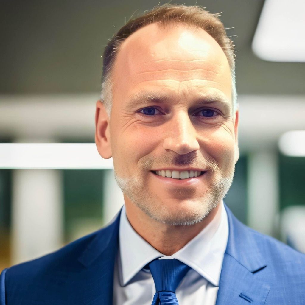 Michael Sohn - Leiter Disposition Operation Department 5 #Teamost ...