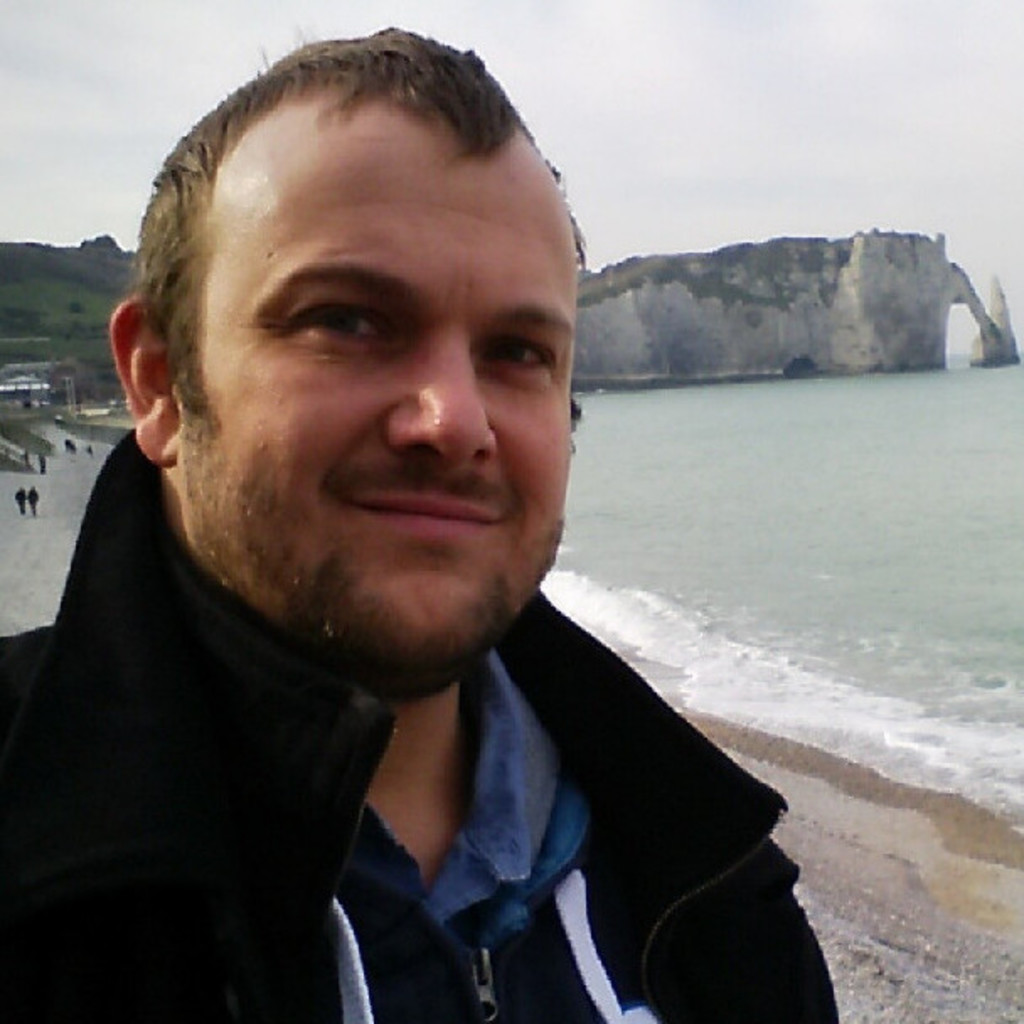 Erik Ritter - Head of Research and Development - Dreebit GmbH | XING