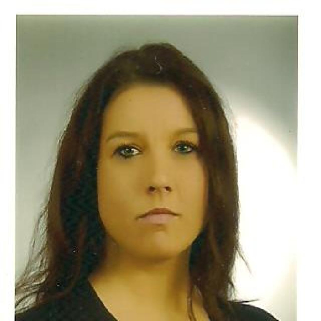 Birthe Müller - DIPO Pferdephysiotherapeutin - Pferdephysiotherapie BM ...