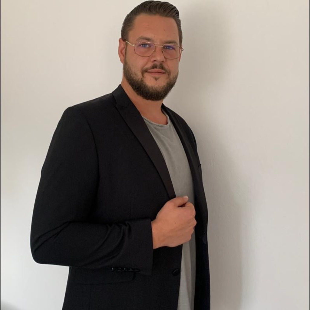 Christopher Opara - Teamleiter Supply Chain Management - Carl Froh ...