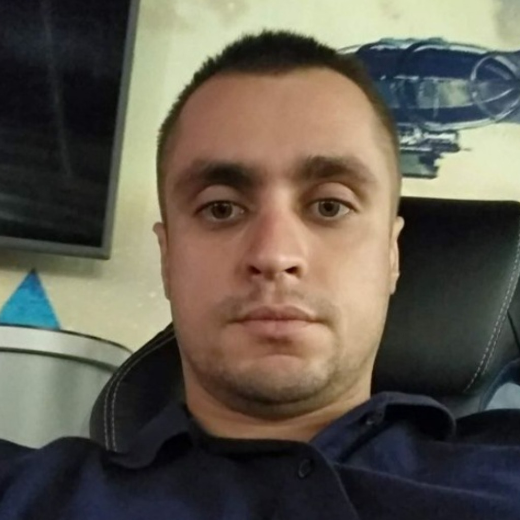 Anton Gusev - Manager Business Development - B2B DISCOUNT | XING