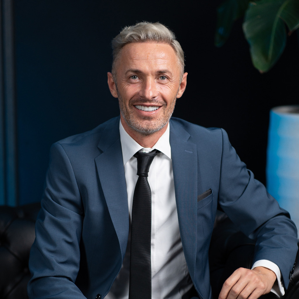 Robert Herr - Head of Marketing - AVIOR SWISS | XING