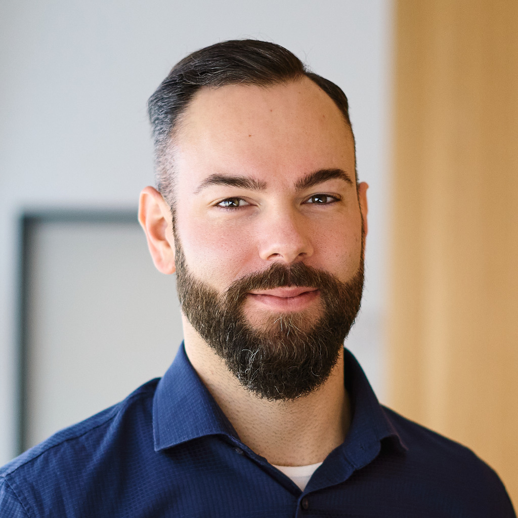 Simon Becker - Beratung und Vertriebsmanagement - Hochschule der ...