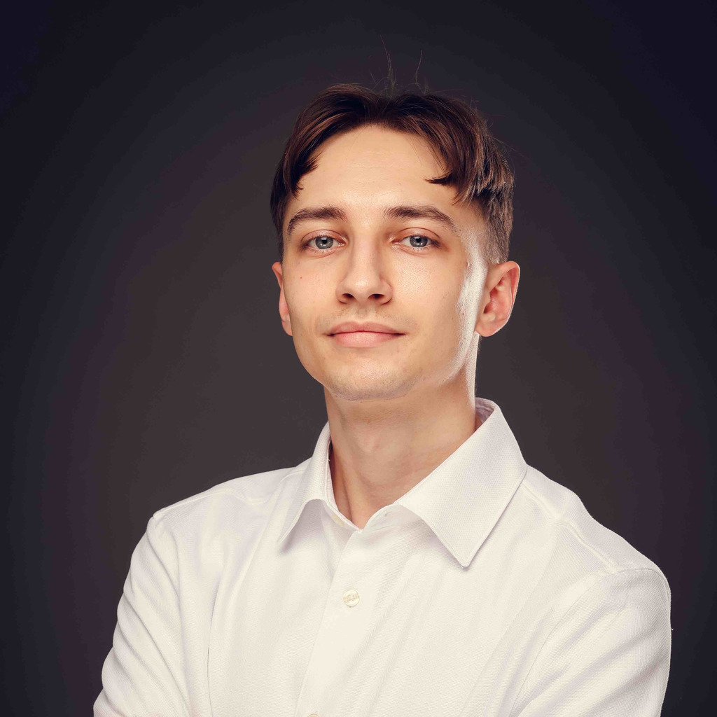 Kevin Kuhn - Verkäufer - Müller Holding GmbH & Co. KG | XING