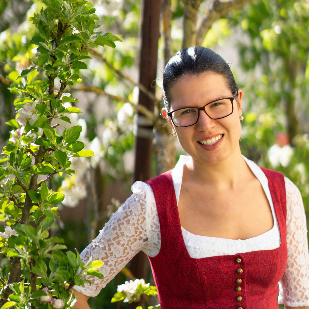 Katharina Graf - Sachgebietsleitung zentraler Rechnungsservice ...