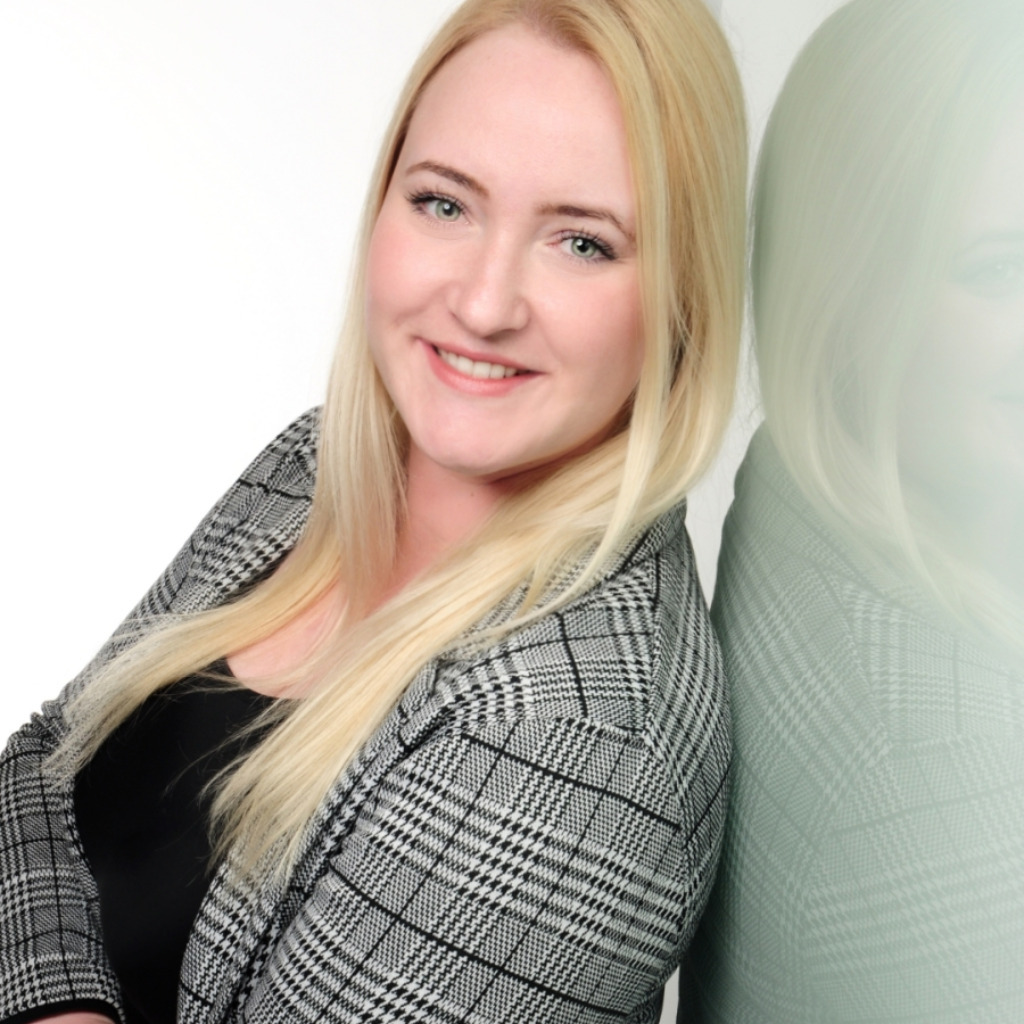 Natalie Nachtigal - HR Specialist Payroll - Pilkington Holding GmbH | XING