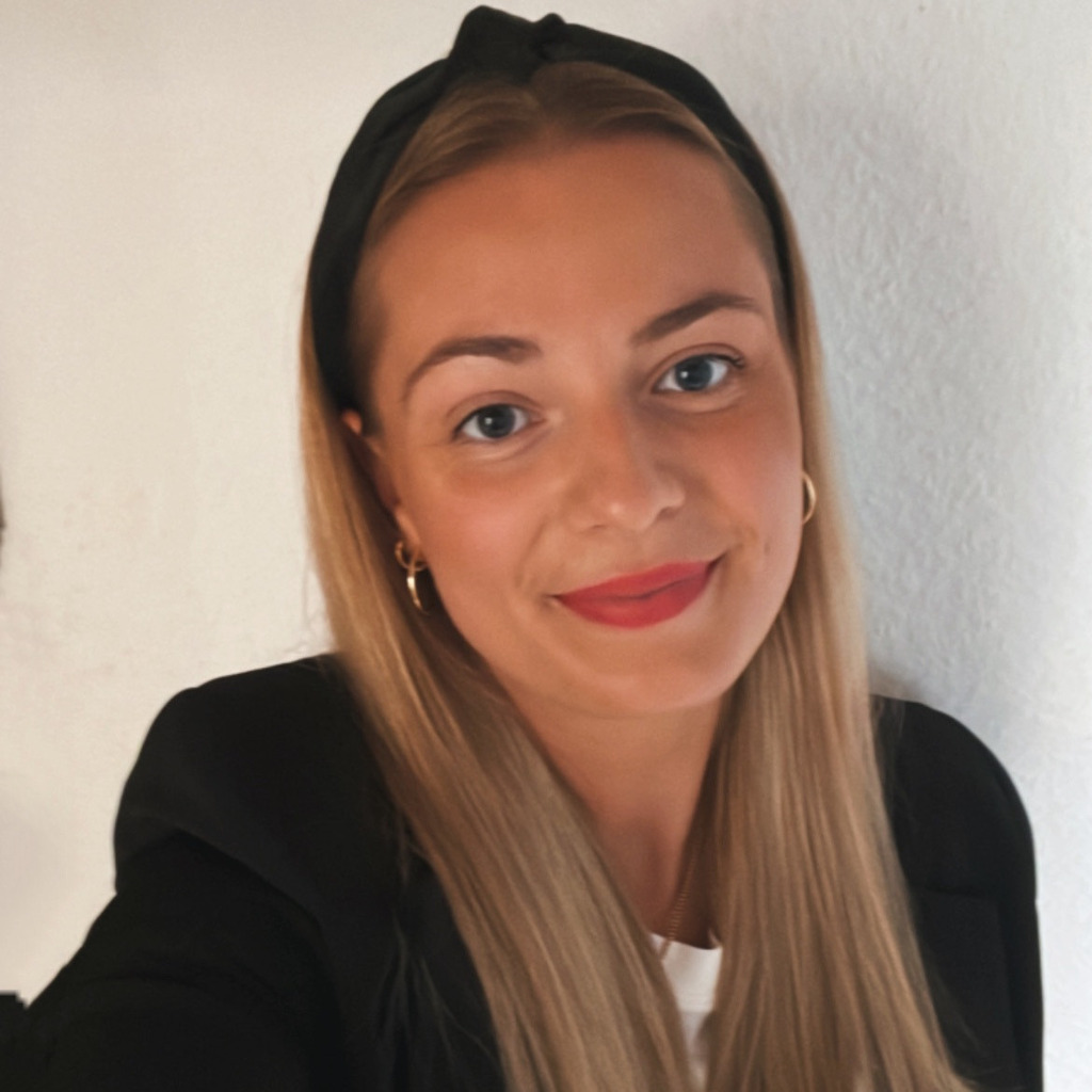 Lisa Brandt - Marketing Manager - Dirk Rossmann GmbH | XING