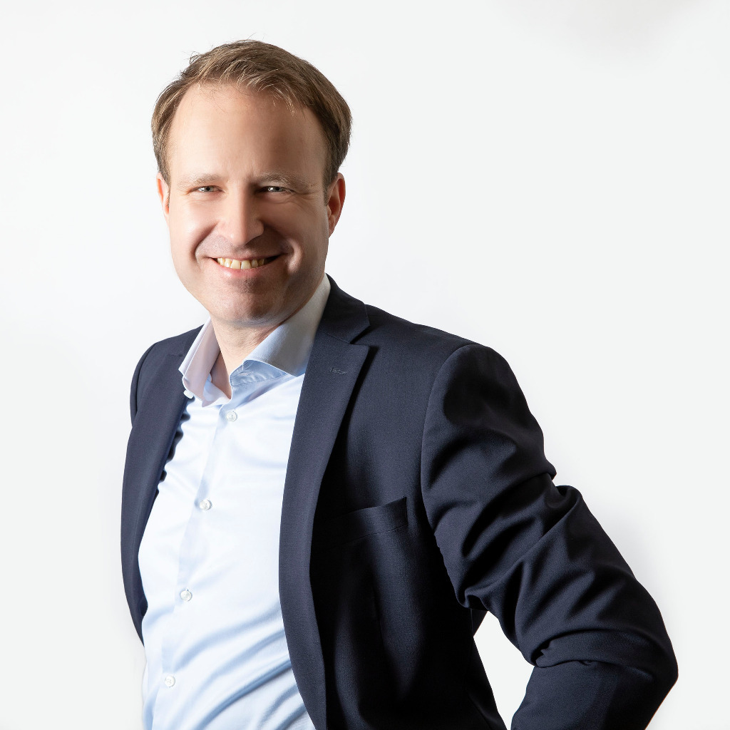 Dr. Sebastian Brandt - Leiter Controlling Immobilien - HANSAINVEST Real ...