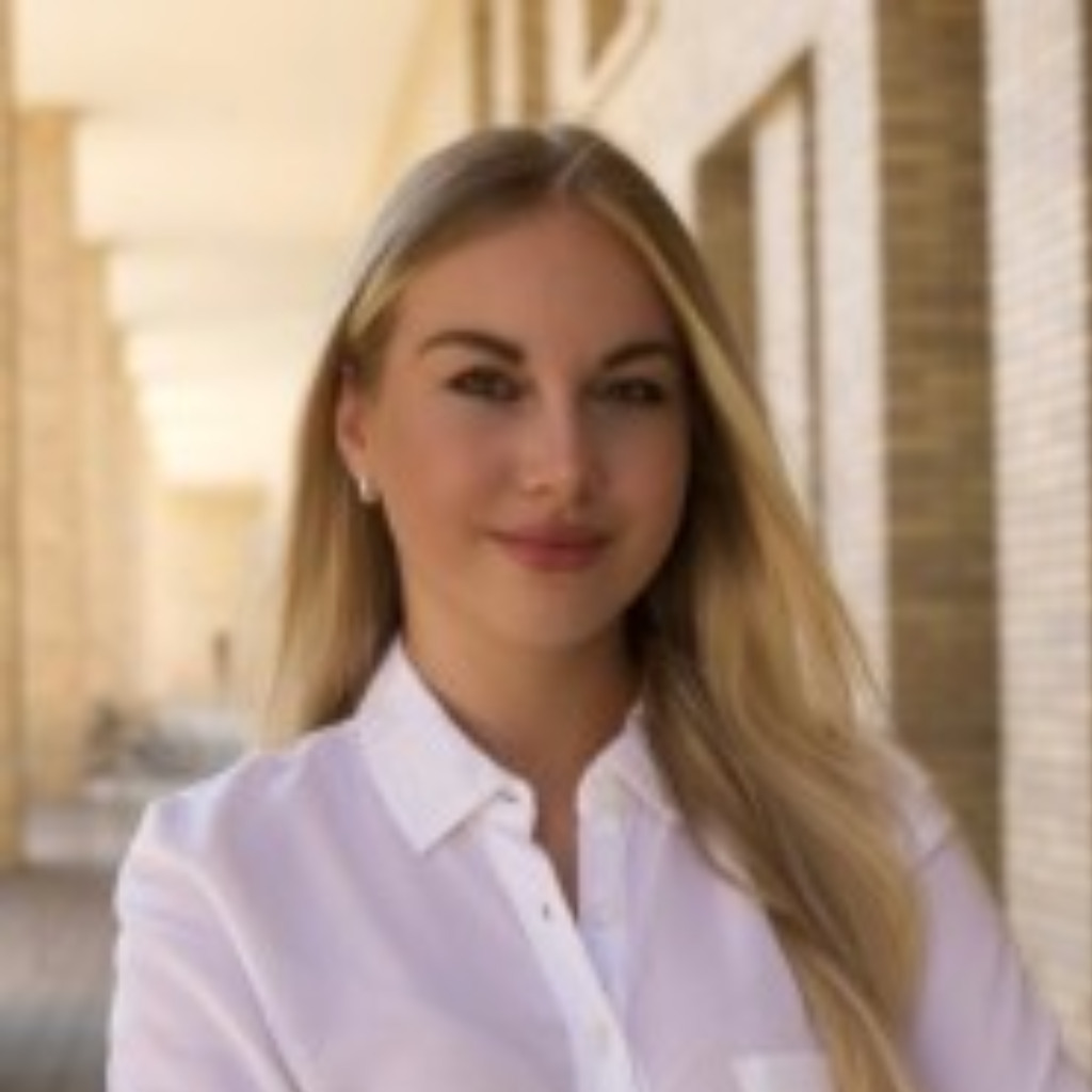 Alexandra Frick - Social Media Manager - AUTHADA GmbH | XING