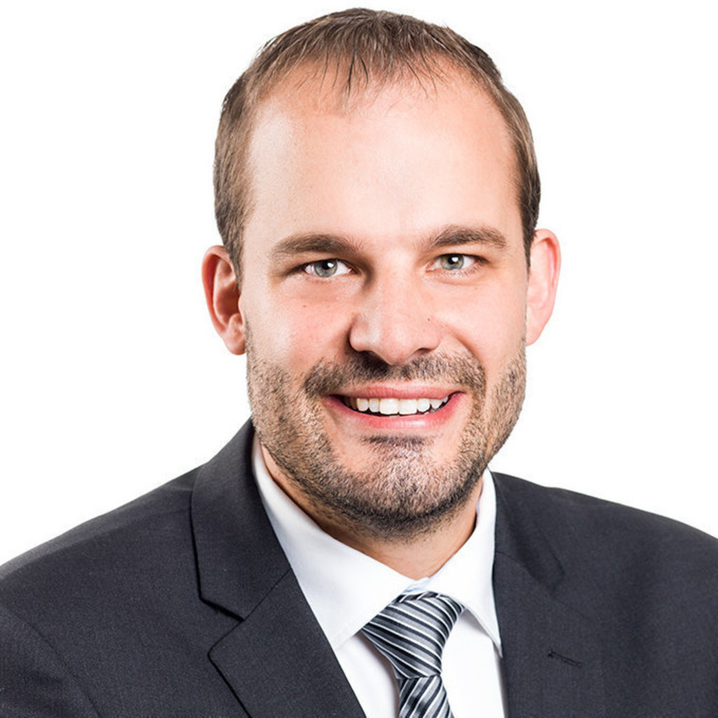 Adrian Leuenberger - Strategischer Einkäufer Investitionen - REHAU GmbH ...