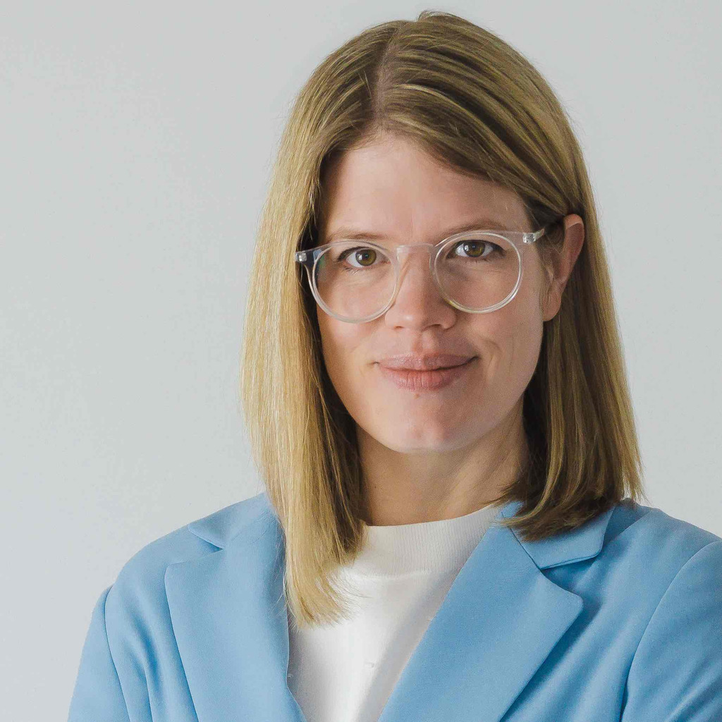 Sara Beer's Instagram, Twitter & Facebook on IDCrawl