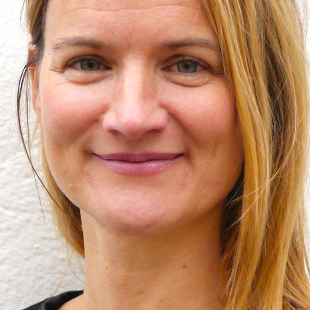 Almut Schmidt: Lektorin, Autorin, Korrektorin | XING