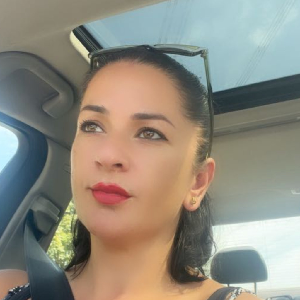 Valerina Rexhepi - Assistentin der Geschäftsführung - EverLeaf GmbH | XING