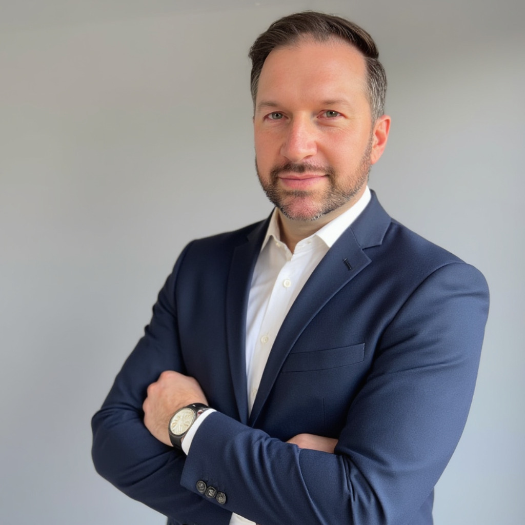 Dipl.-Ing. Christoph Beller - Normungsmanager - VDE Verband der ...