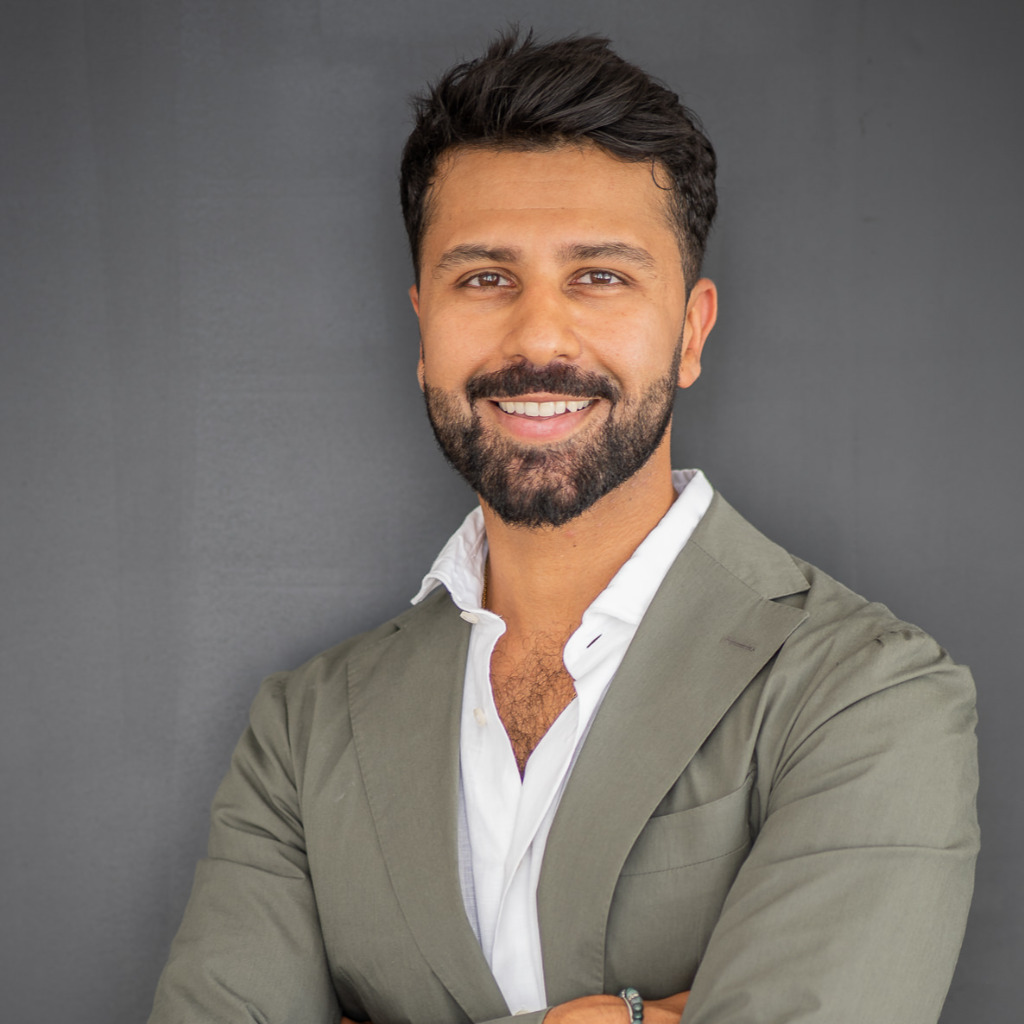 Sultan Rayan Shahad - Creative Director und Innenarchitekt - PharmaMed ...