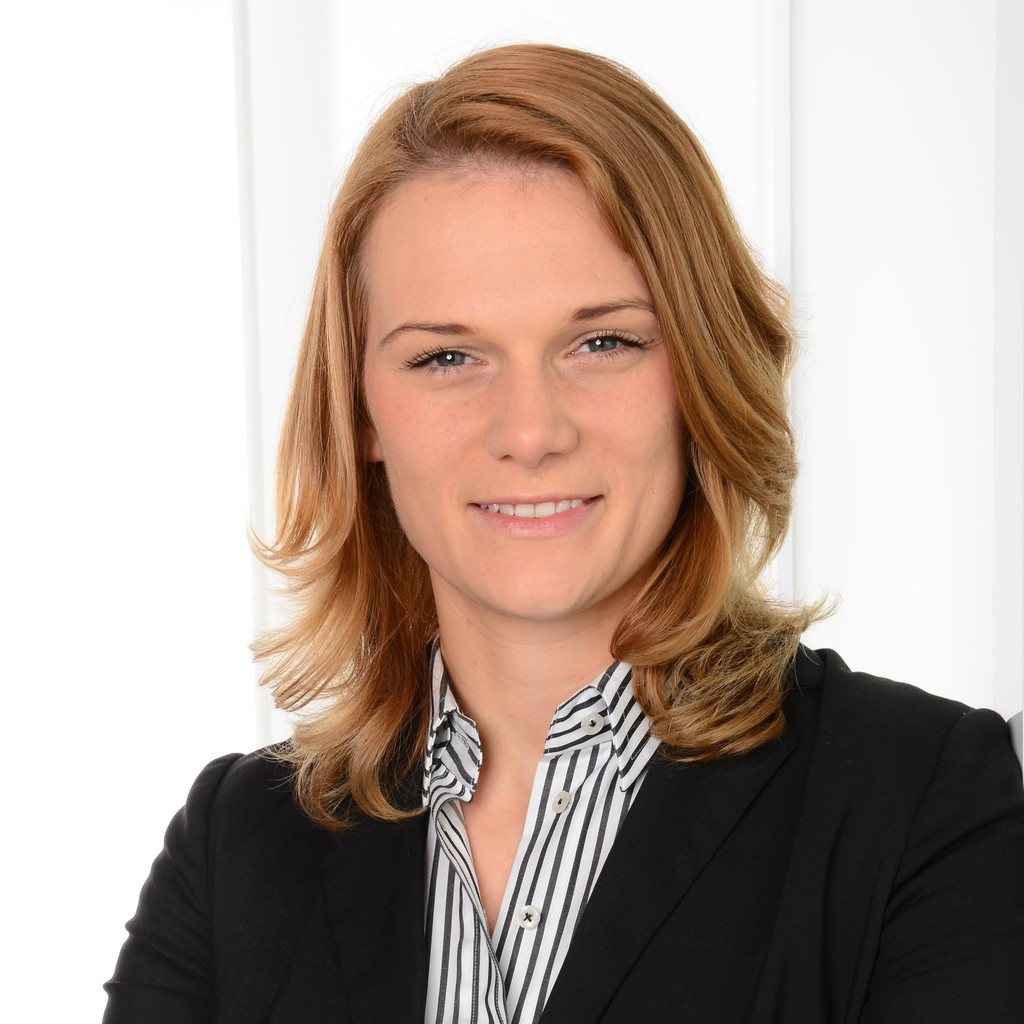 Sandra Hoffmann - Stellvertretende Verkaufsleitung - F. und W. Weber ...