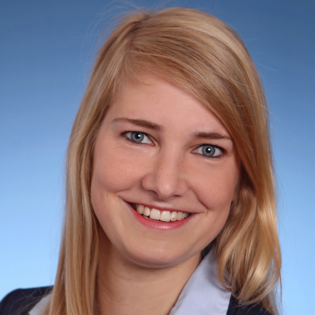 Sarah Becker - Management Consultant - AKKA DNO GmbH | XING