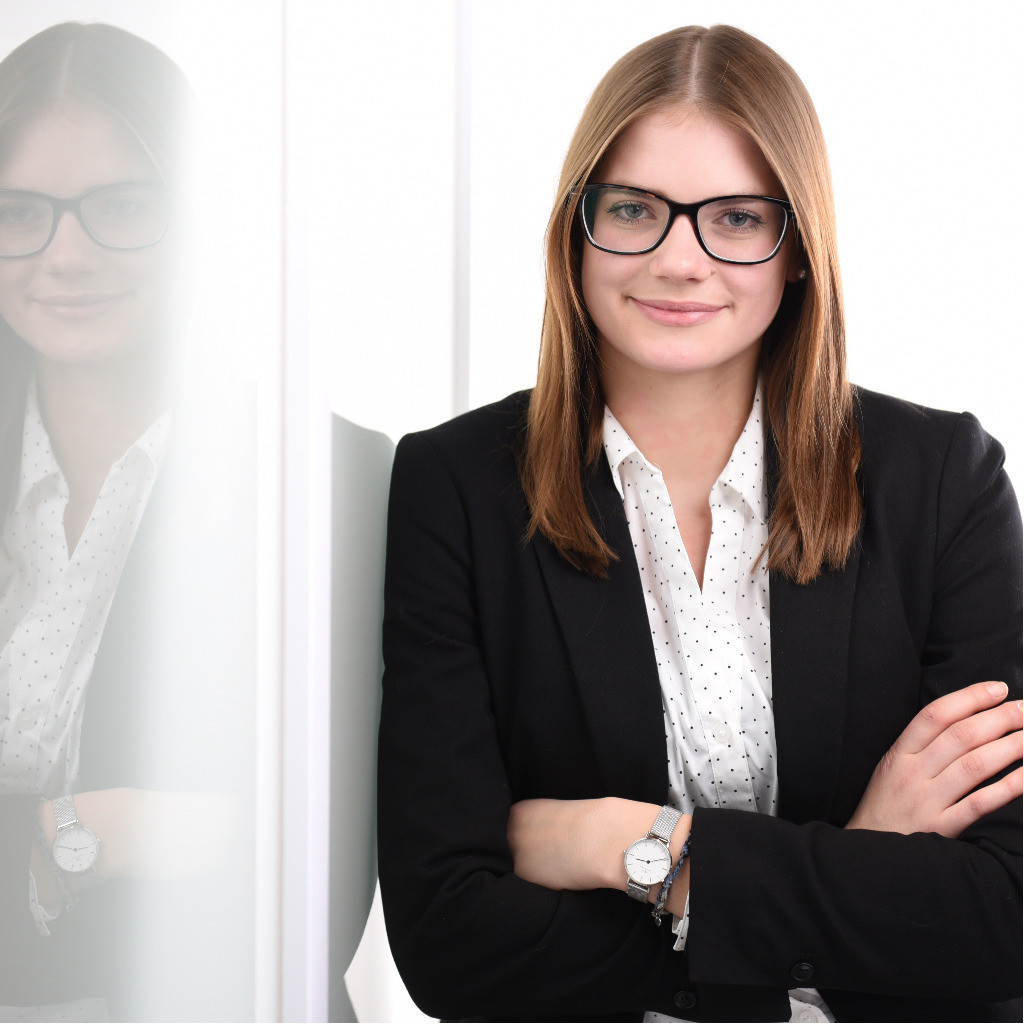 Marissa Christian - IT-Outsourcing & Contract Management Specialist ...