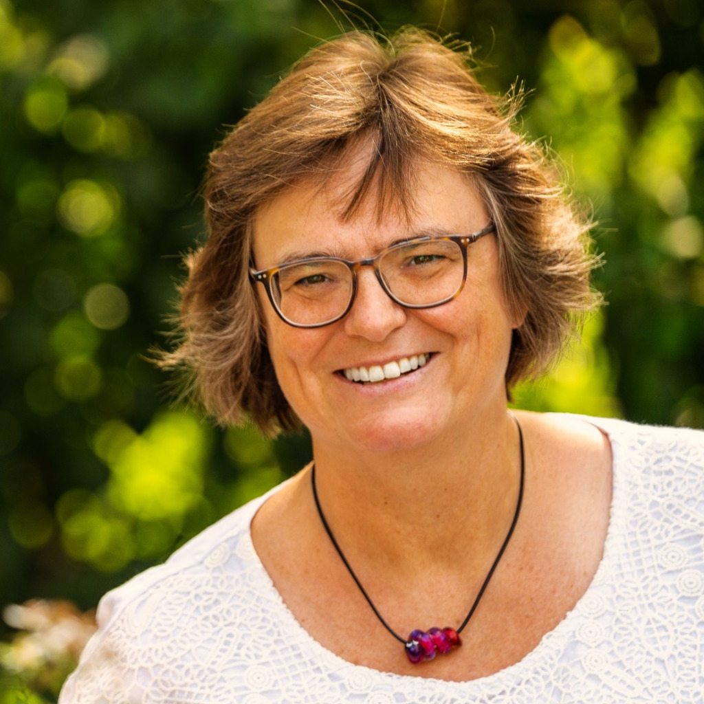 Sabine Vetter LL.M. - Vorstandsmitglied - Forum Deutscher Rechts-und ...