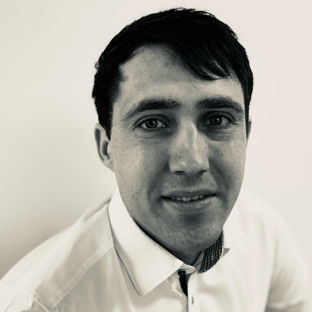 Daniel Grunert - Fachprojektingenieur - Porsche AG | XING