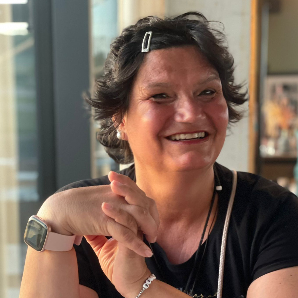 Alexandra Lotz in der Personensuche von Das Telefonbuch