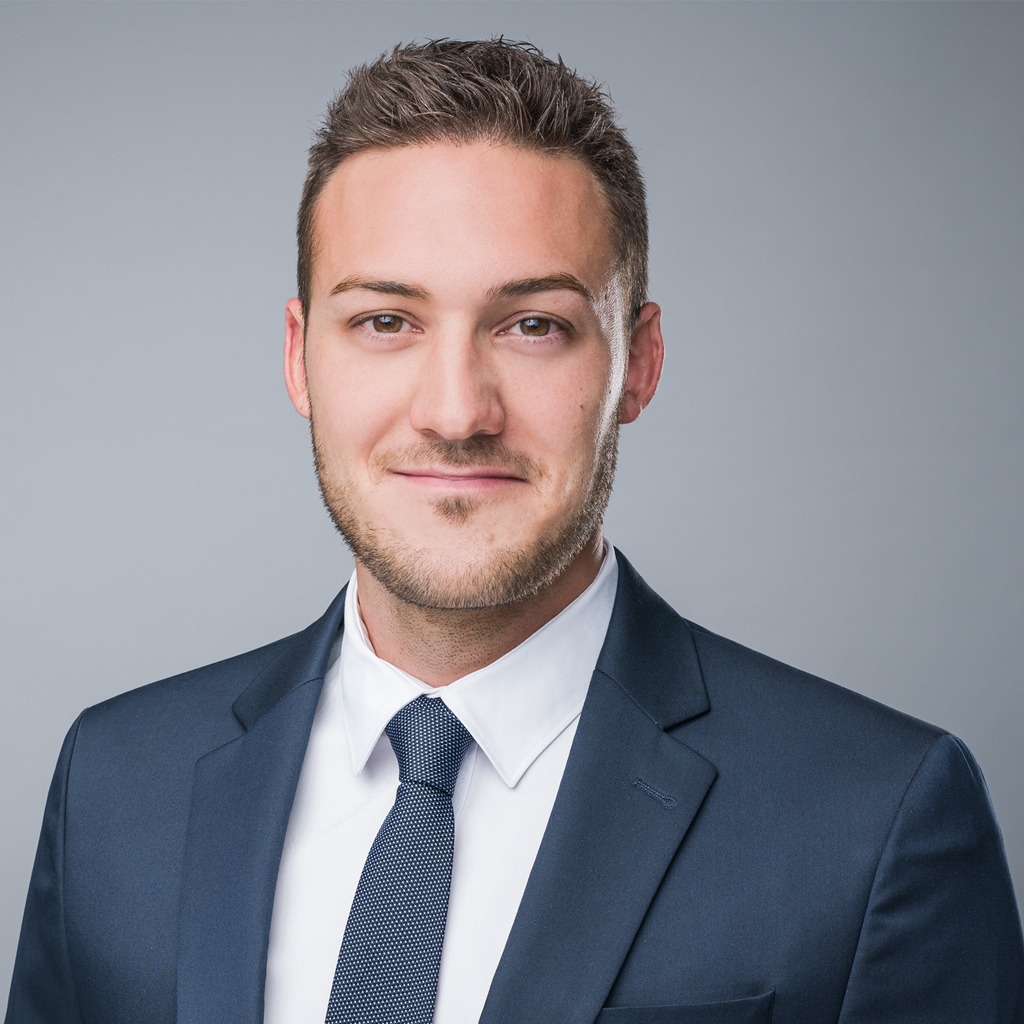 Peter Rossberg's Instagram, Twitter & Facebook on IDCrawl