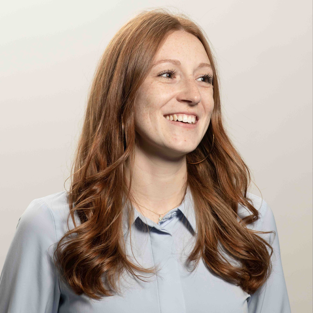 Aileen Quast - Direktionsbeauftragte Cyber - VGH Versicherungen | XING