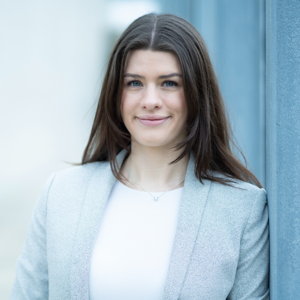 Amelie Kozanak - People Finance Specialist - RIEDEL Communications GmbH ...