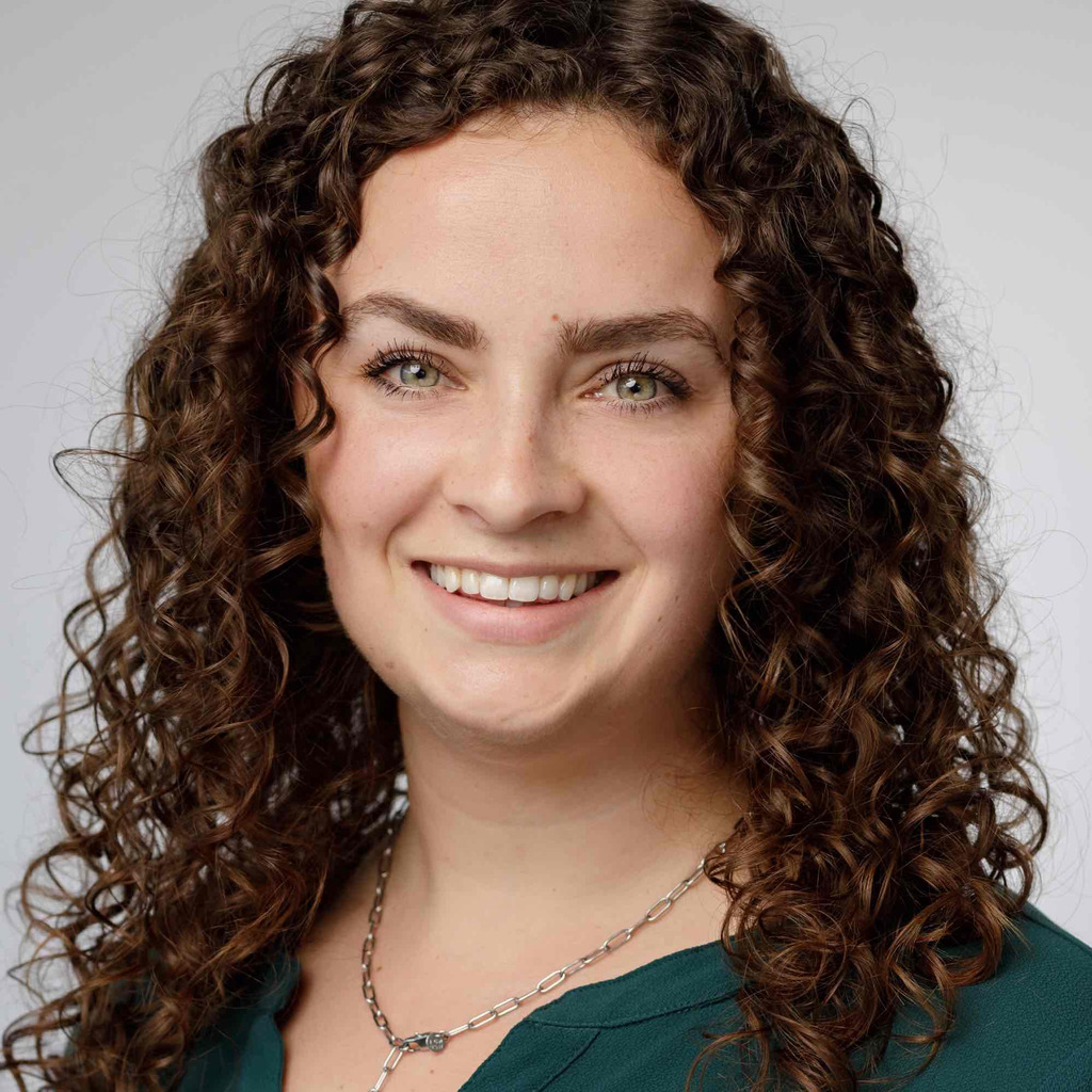 Lisa Zimmermann - Spezialistin Versicherung und Vorsorge - Sparkasse ...