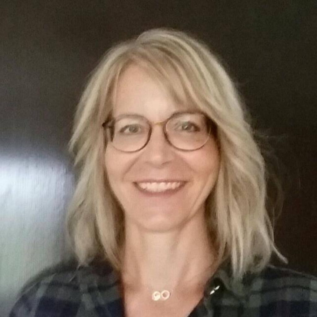 Eva Zimmermann's Instagram, Twitter & Facebook on IDCrawl