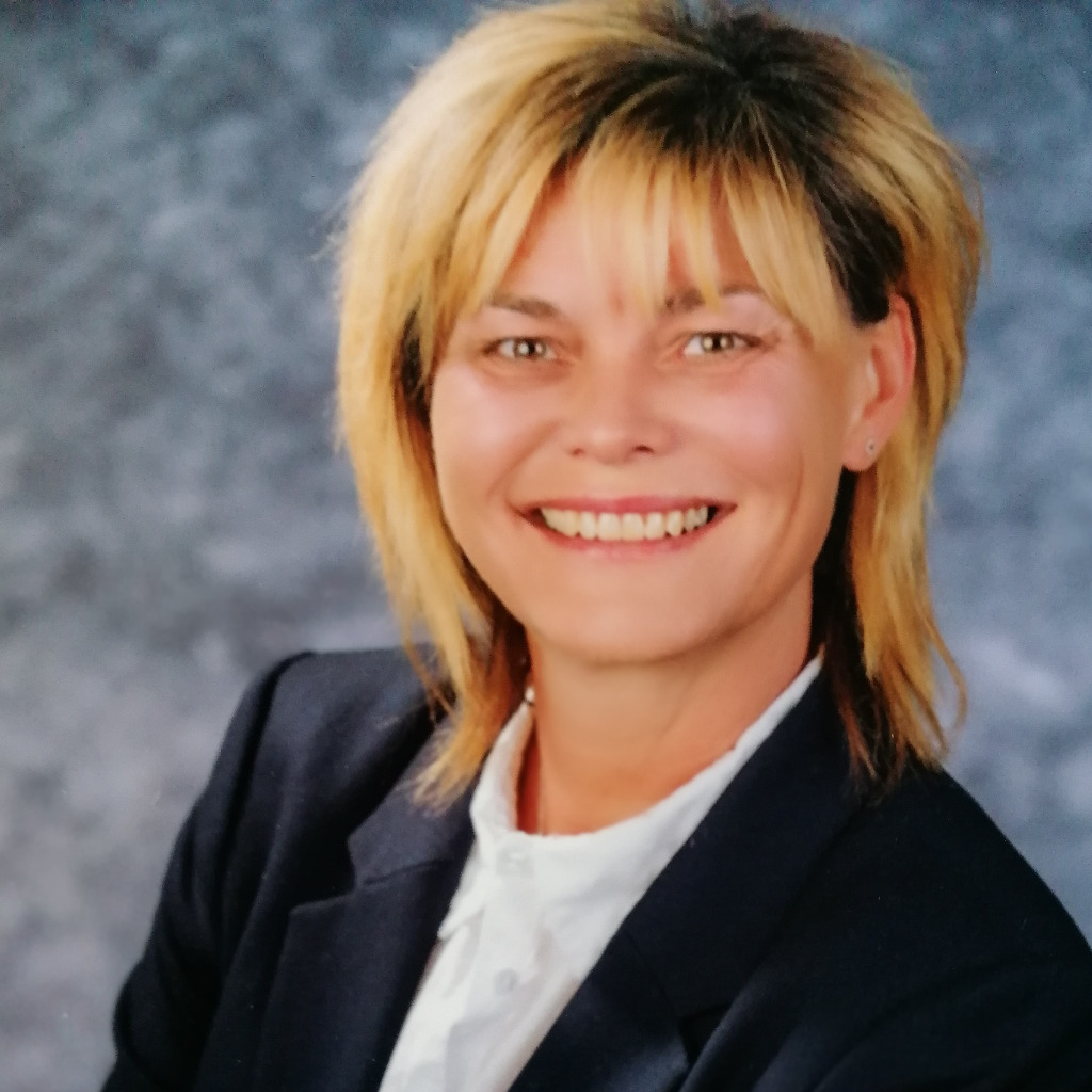 Kathleen Hartung's Instagram, Twitter & Facebook on IDCrawl