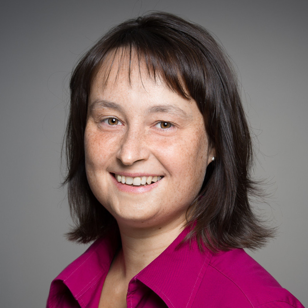 Elke Wolf in der Personensuche von Das Telefonbuch