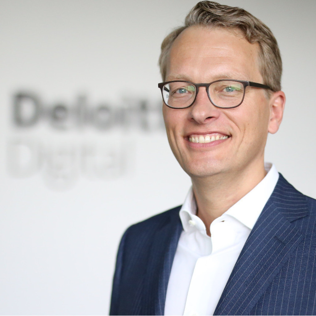 Dr. Lars Finger - Global Operate Leader Deloitte Digital - Deloitte | XING